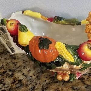 corner Ruby - Poshmark